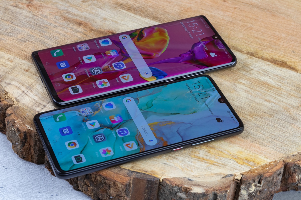 Huawei P30 en P30 Pro Review - Scherm en accuduur - Tweakers