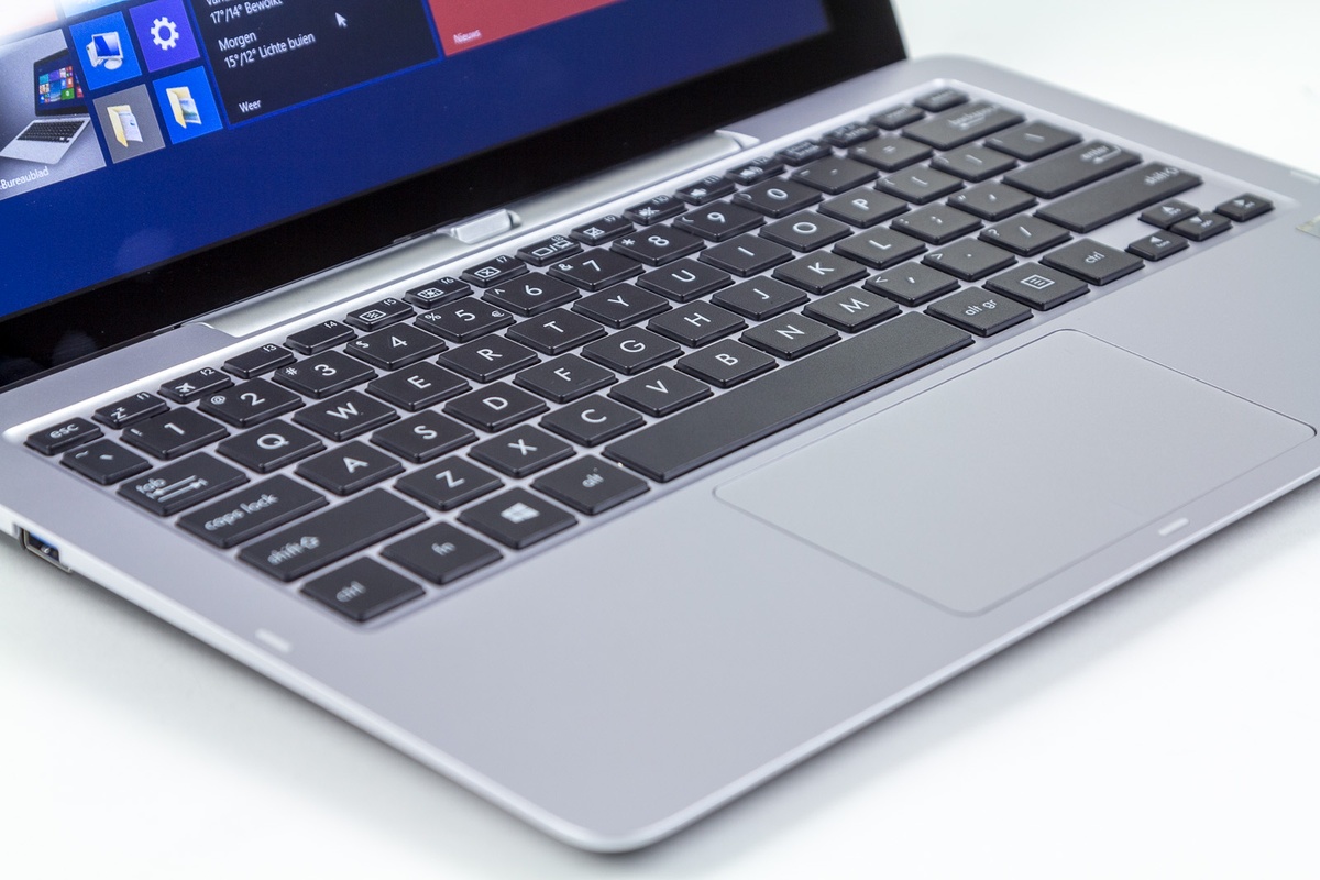 Asus Transformer Book T200 Review - Tweakers