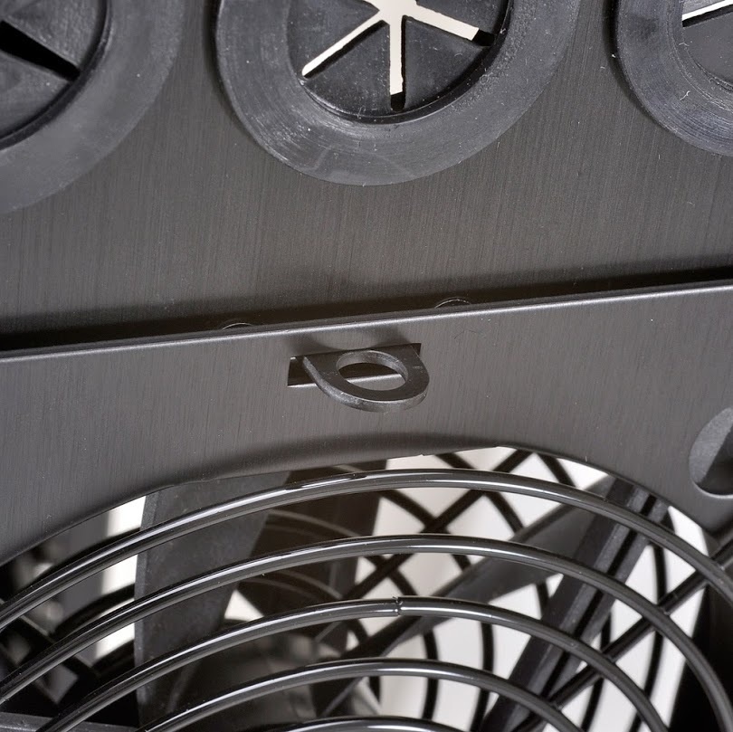 Lian Li PC-V2120B - Kenmerken - Tweakers