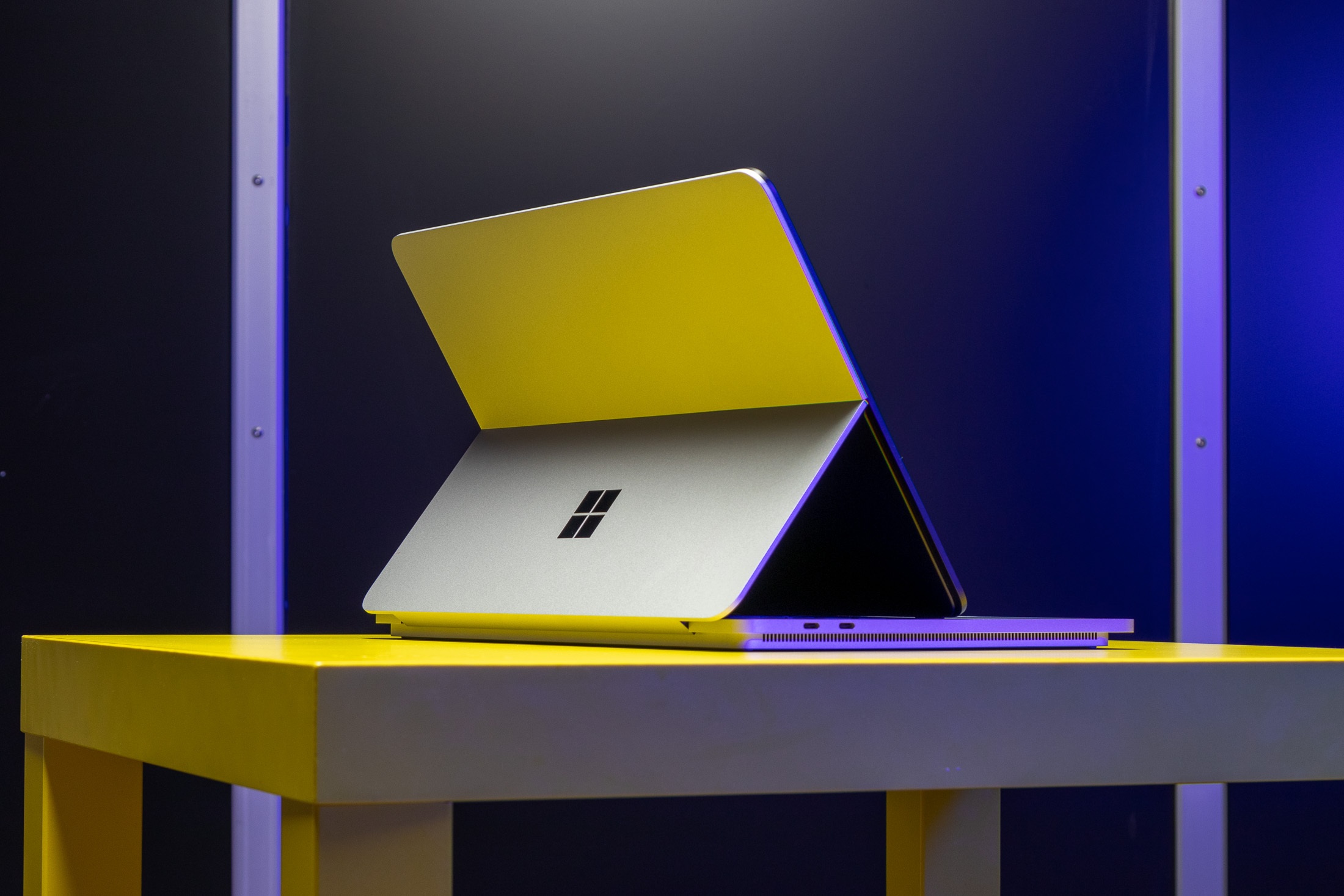 Microsoft Surface Laptop Studio Review - Tweakers