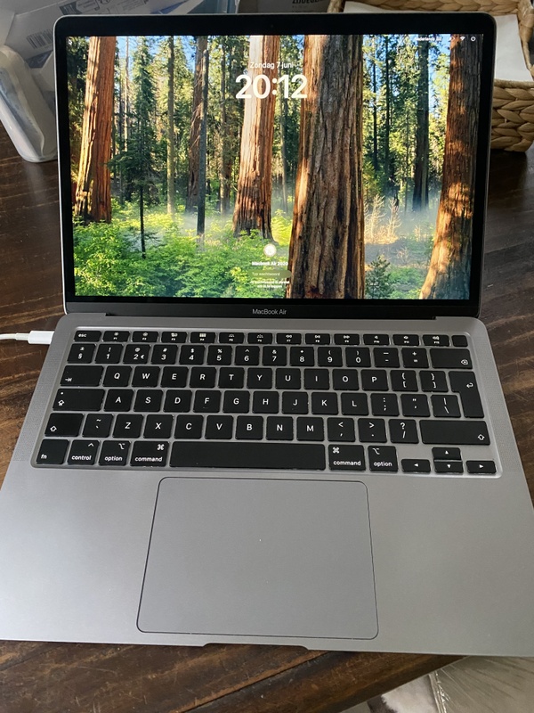 Apple MacBook Air 2020 i3 1,1GHz, 8GB, 256GB (Qwerty) Spacegrijs ...