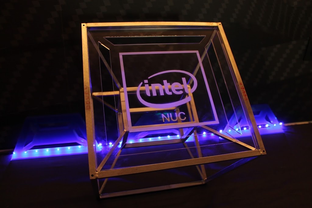 Drie tweakers doen mee aan Intel NUC-modwedstrijd - Computer - .Geeks ...