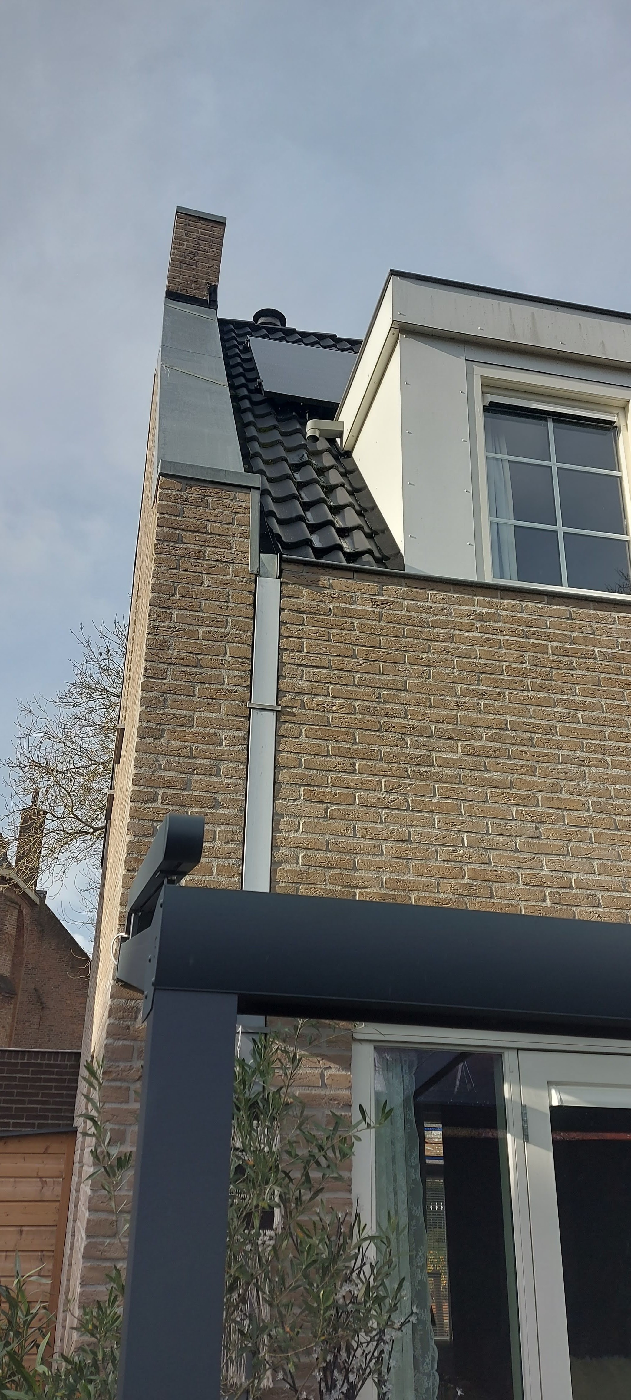 Stadsuitloop dakkapel bevriest - Bouwen en klussen - GoT