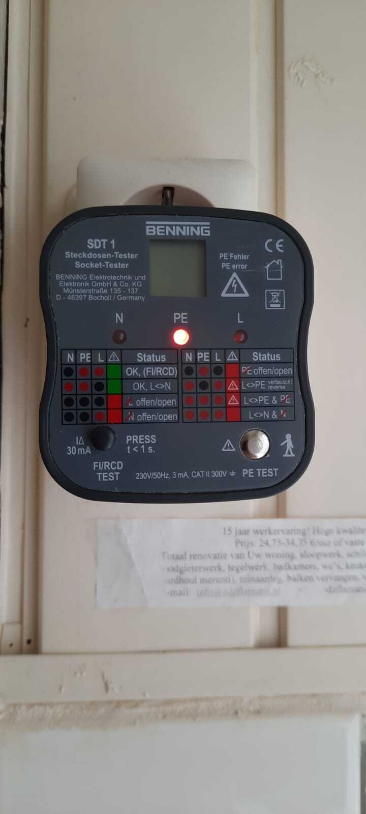 Stopcontact kleine spanning tussen fasedraad en aarde - Duurzame ...