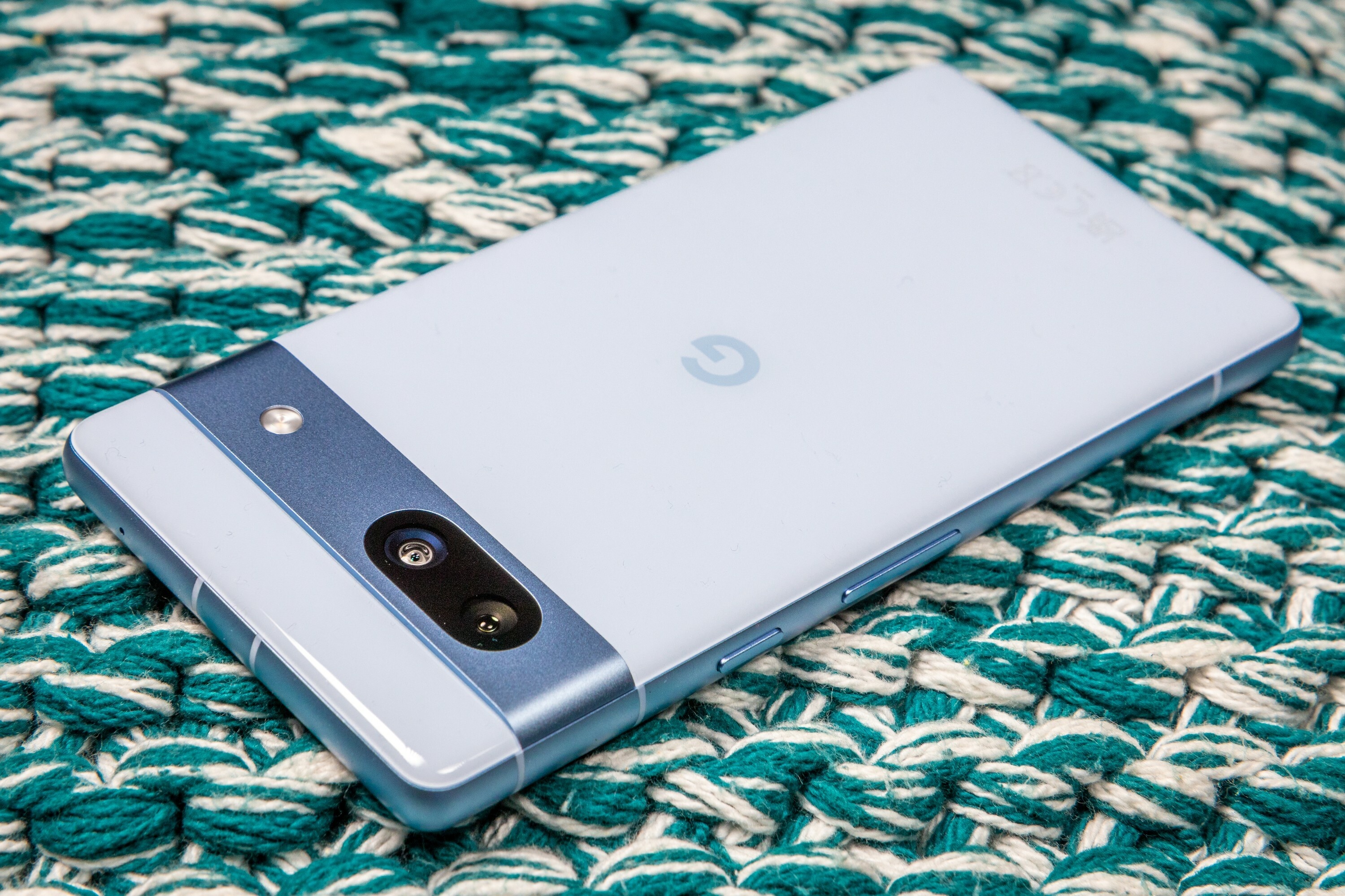 Google Pixel 7a Review - Tweakers