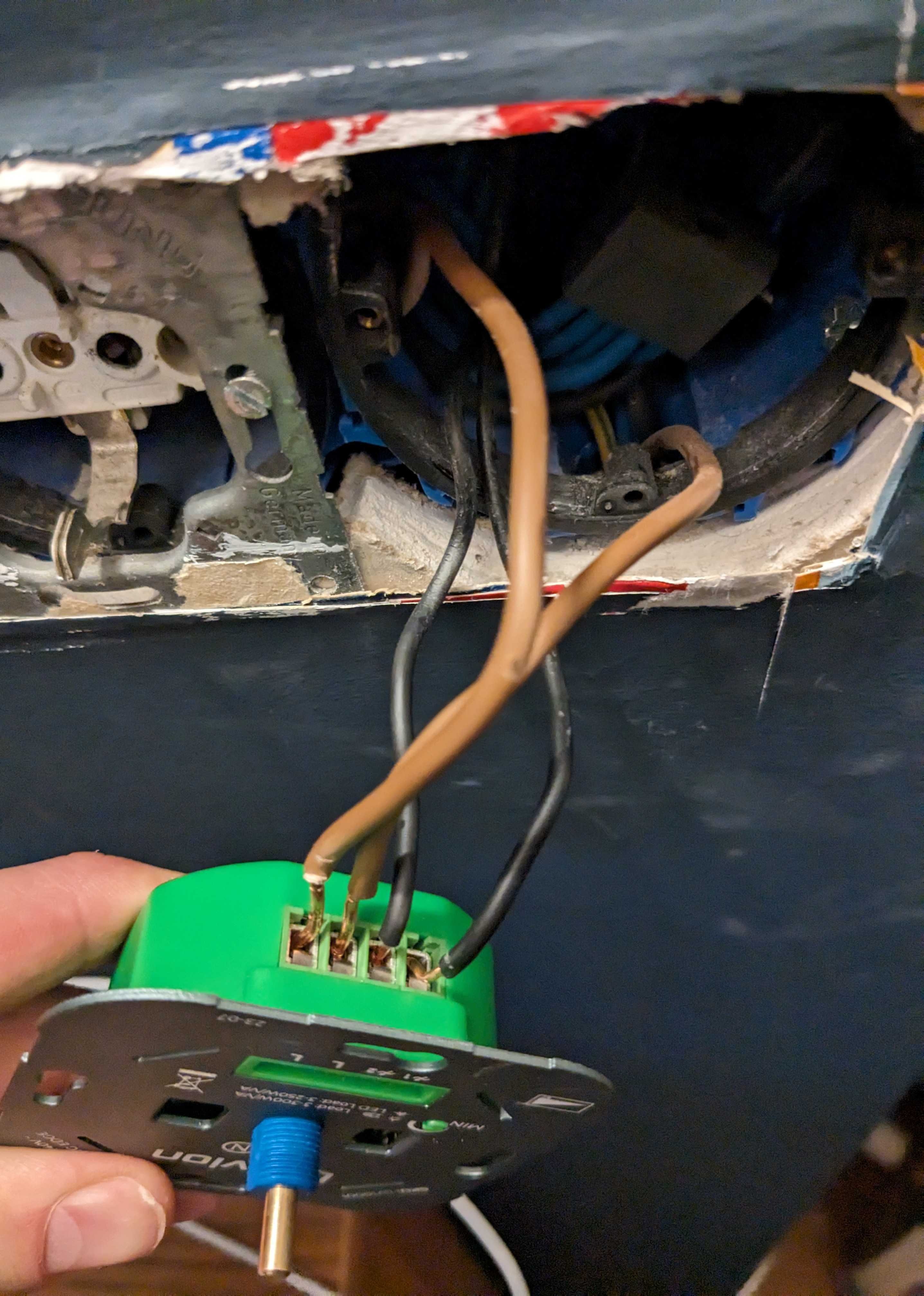 Dimmer installeren met twee schakeldraden - Duurzame energie en ...