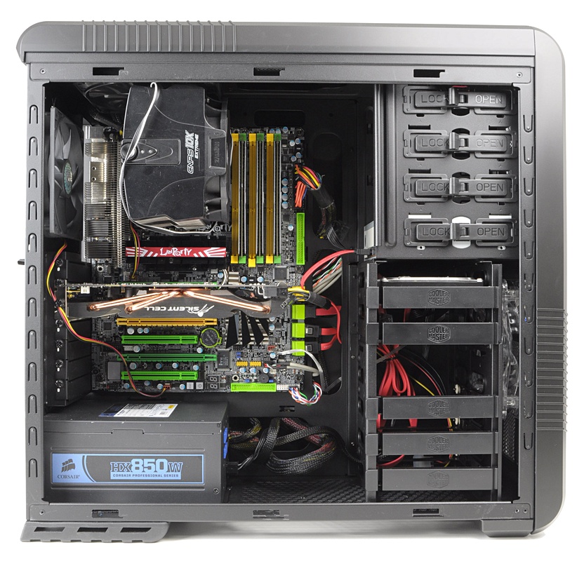 Kasttest: de CM 690 II Advanced - Review - Tweakers