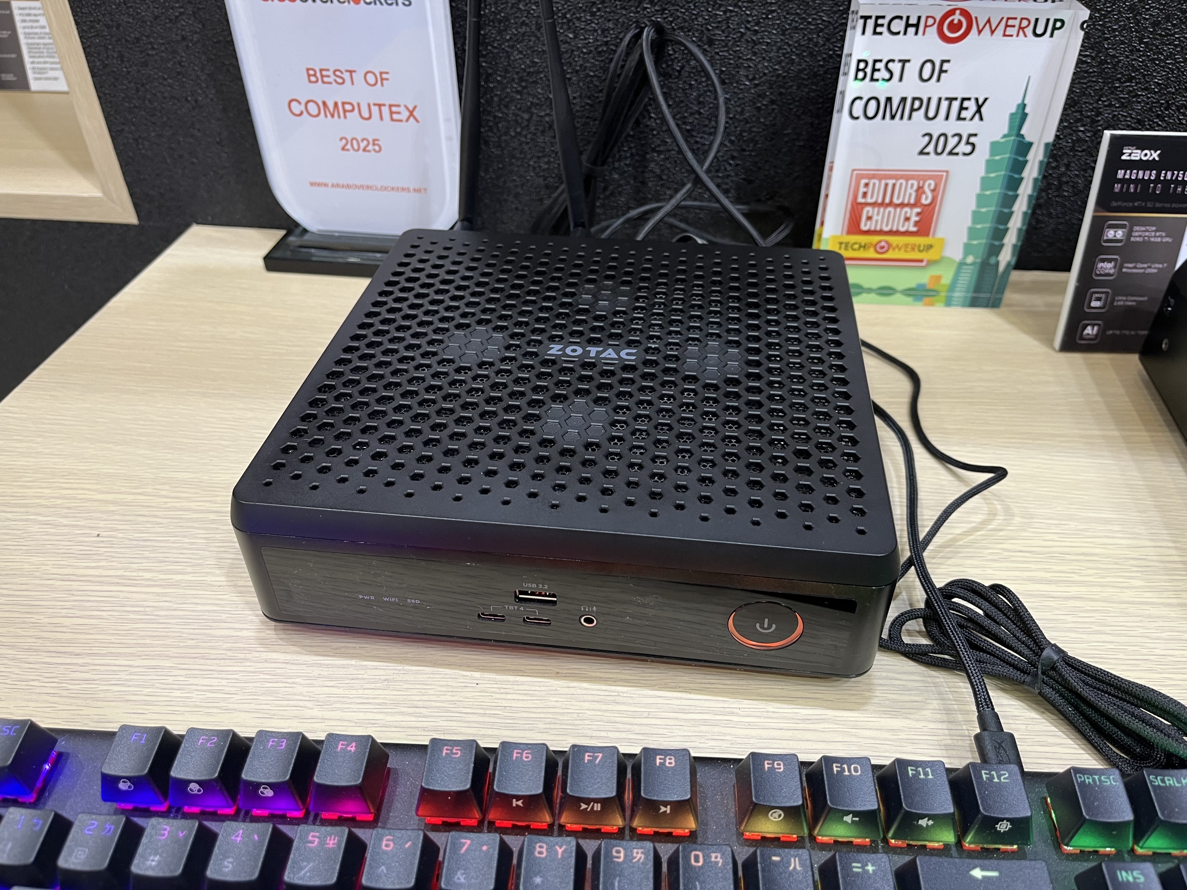 Zotac toont drie mini-pc's, waaronder een met Ryzen AI Max-cpu met ...