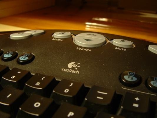 Logitech Cordless Desktop LX 300 - J0YR1D3R - Product reviews - Tweakers