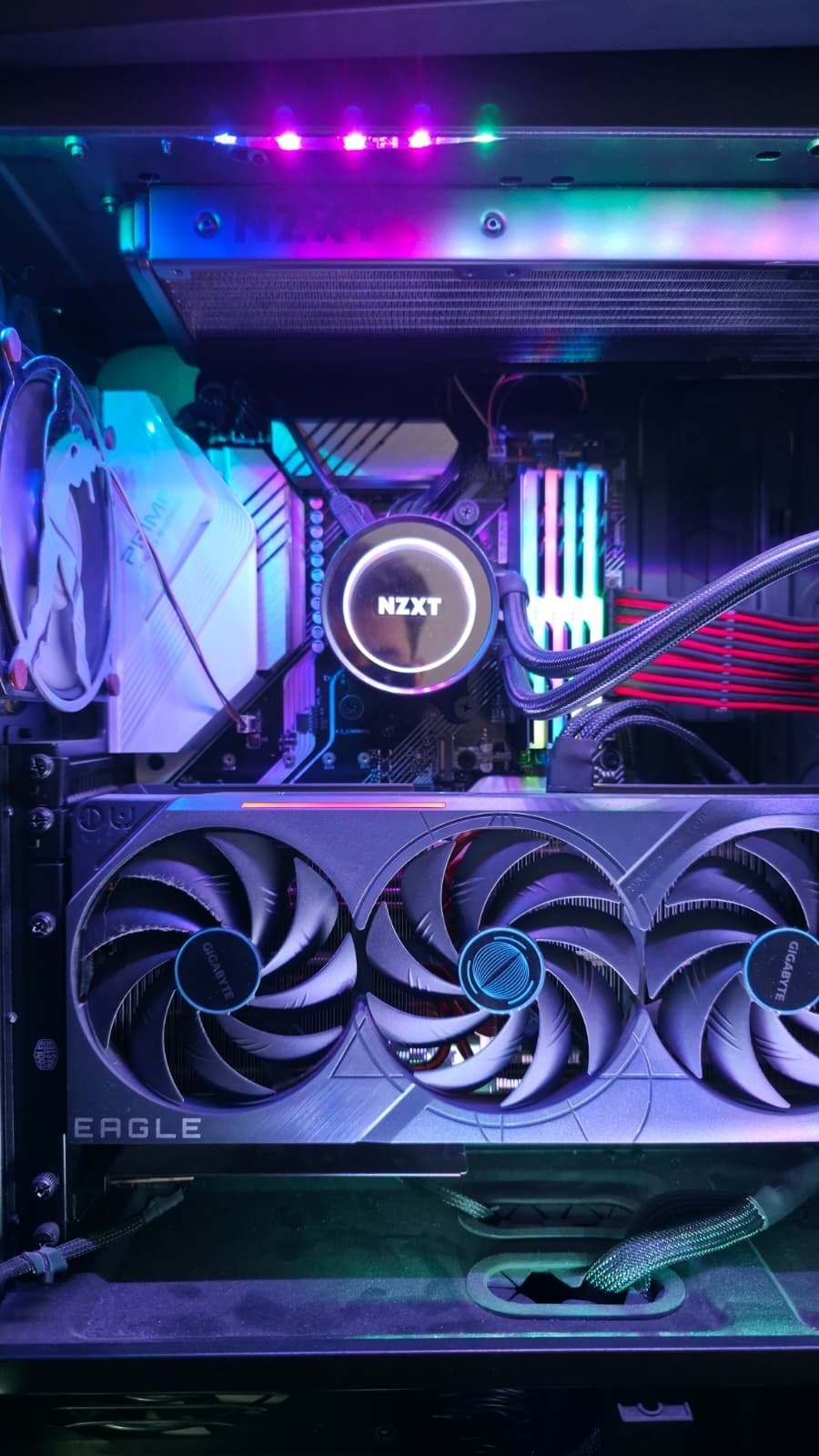 AMD Ryzen 5 5600X Boxed aangeboden - Vraag & Aanbod - Tweakers