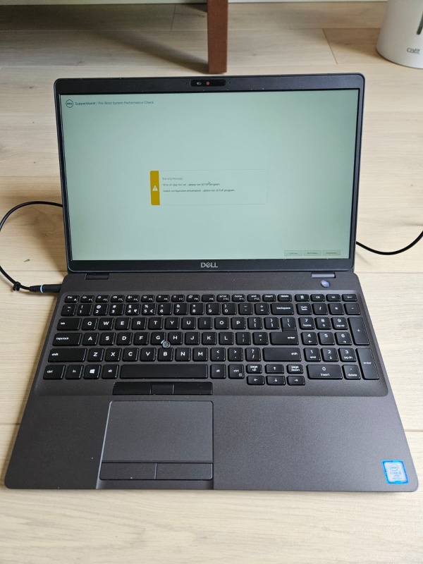 Dell Latitude 5500 Laptop aangeboden - Vraag & Aanbod - Tweakers