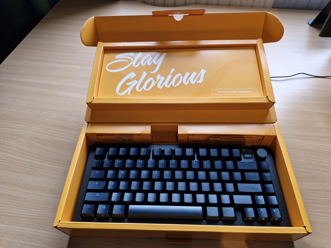 Glorious GMMK 3 PRO, 75%, Draadloos, Qwerty US, Zwart aangeboden ...