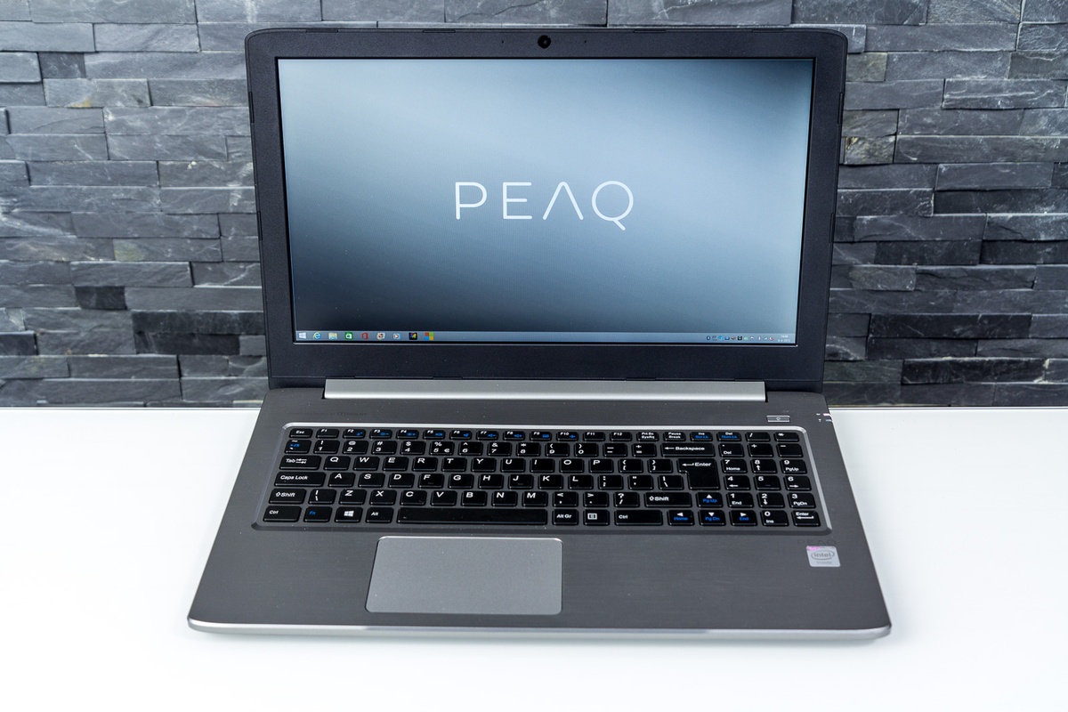 Peaq-laptops Review - Tweakers