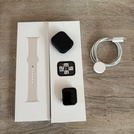 Apple Watch SE (2022), 40mm, GPS Wit (Beige) aangeboden - Vraag ...