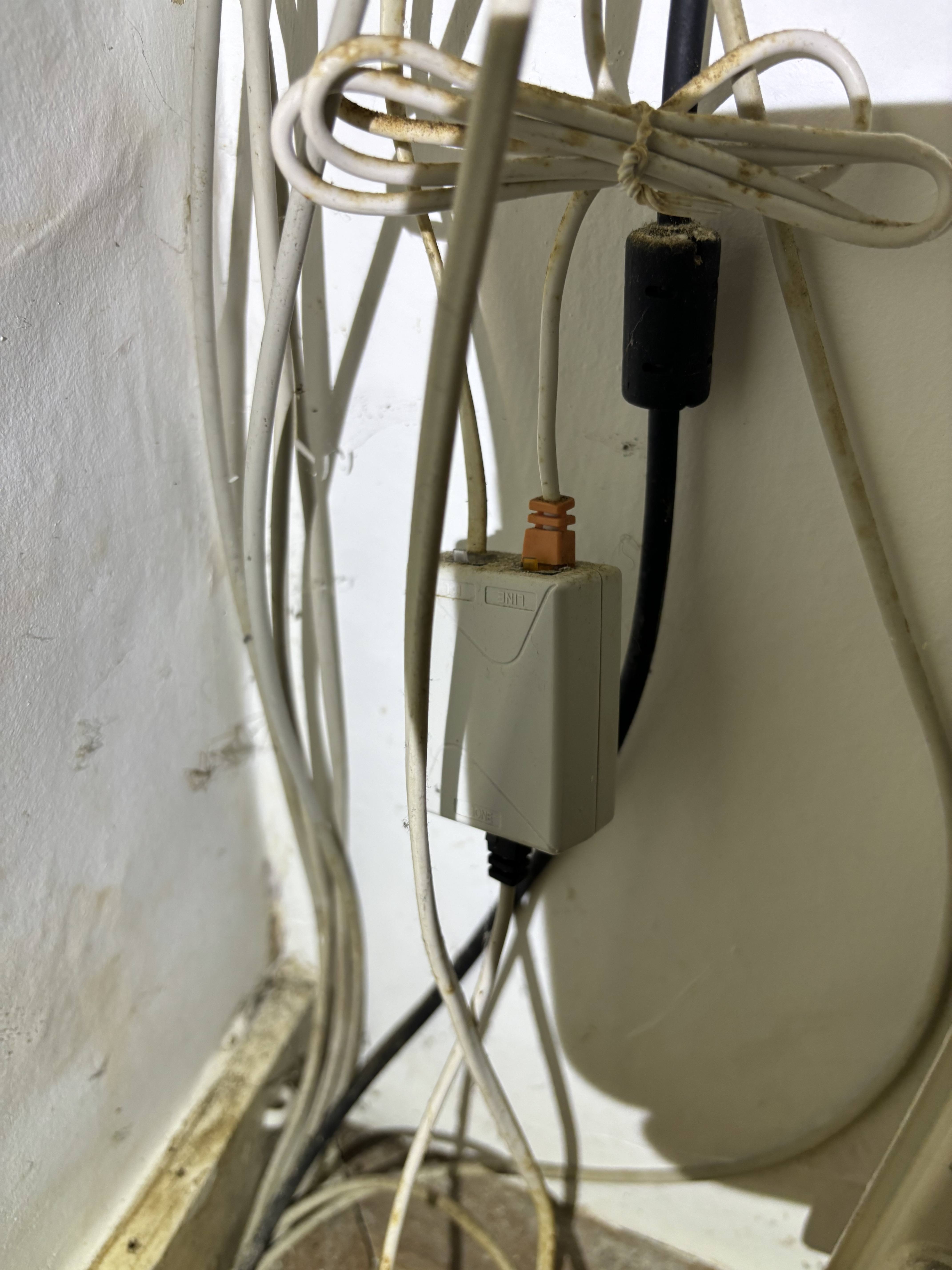 ADSL aansluiting tijdelijke woning chaos - Internet en hosting - GoT