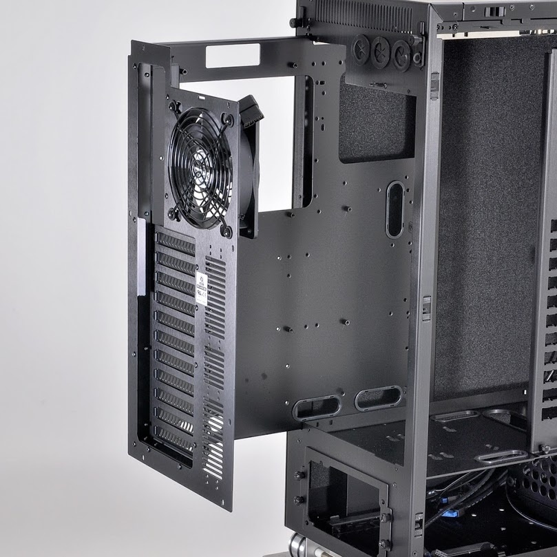 Lian Li PC-V2120B - Kenmerken - Tweakers