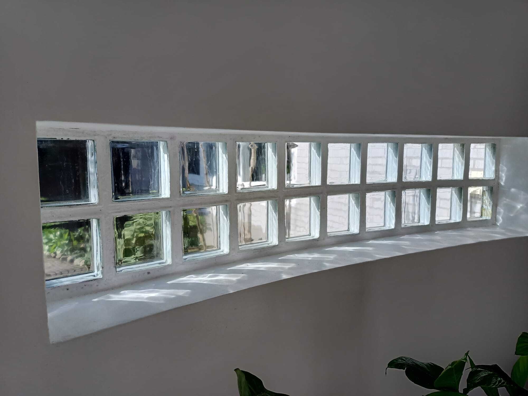 Glasblokken vervangen door raam of nieuwe glasblokken? - Bouwen en ...
