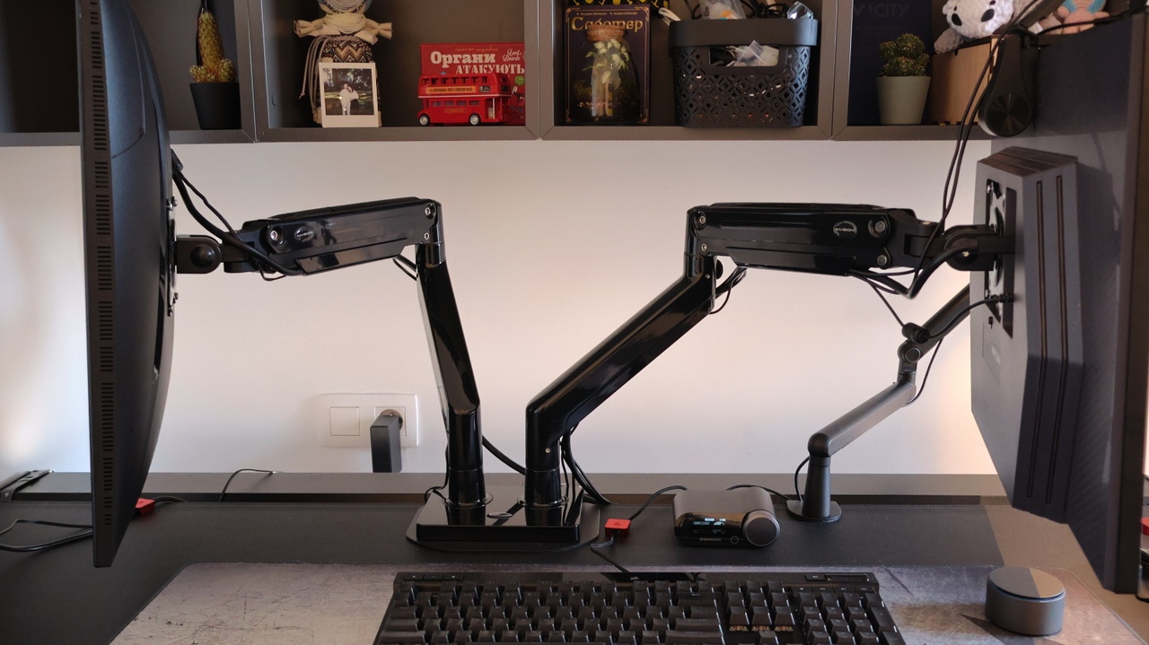 Invision MX900 Dual Monitor Arm aangeboden - Vraag & Aanbod - Tweakers