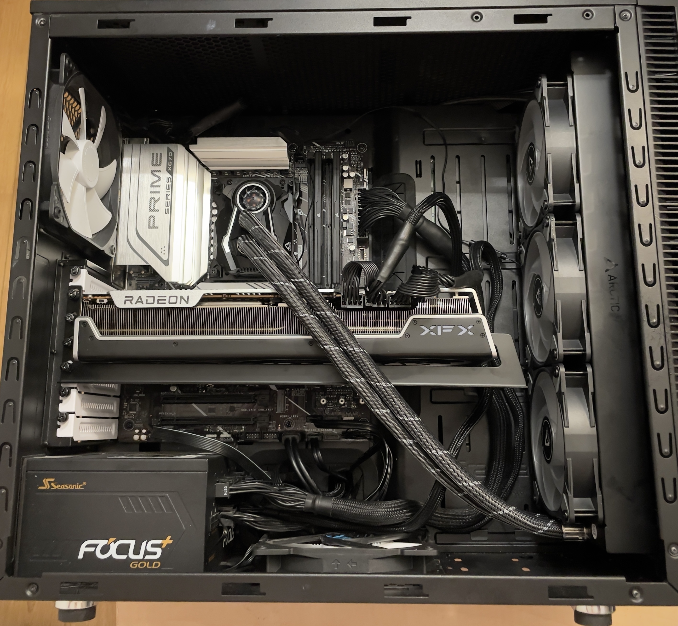 XFX Speedster MERC 310 AMD Radeon RX 7900 XTX Black Edition - wvdburgt ...
