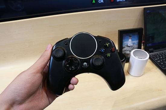 Huawei komt met kleine Android-gameconsole met Tegra-soc - Tweakers