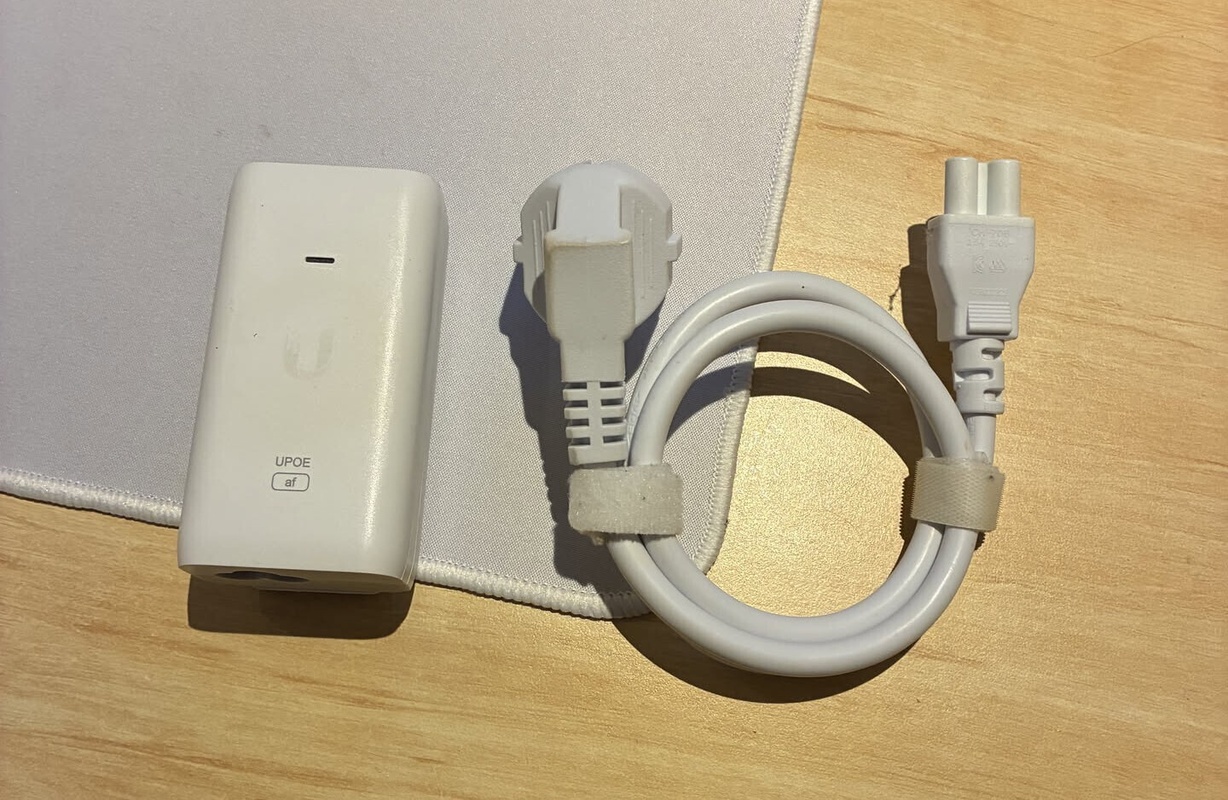 2x Ubiquiti Gigabit PoE injector, 48V/0.32A aangeboden - Vraag & Aanbod ...