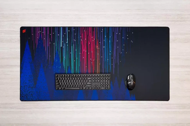 Specificaties van LTT Northern Lights Desk Pad 1200x600 - Tweakers