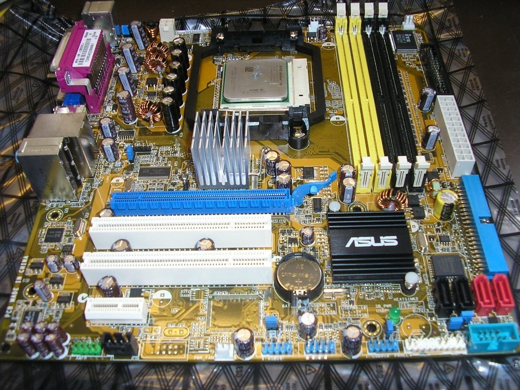 Asus M2A-VM - Bravo - Product reviews - Tweakers