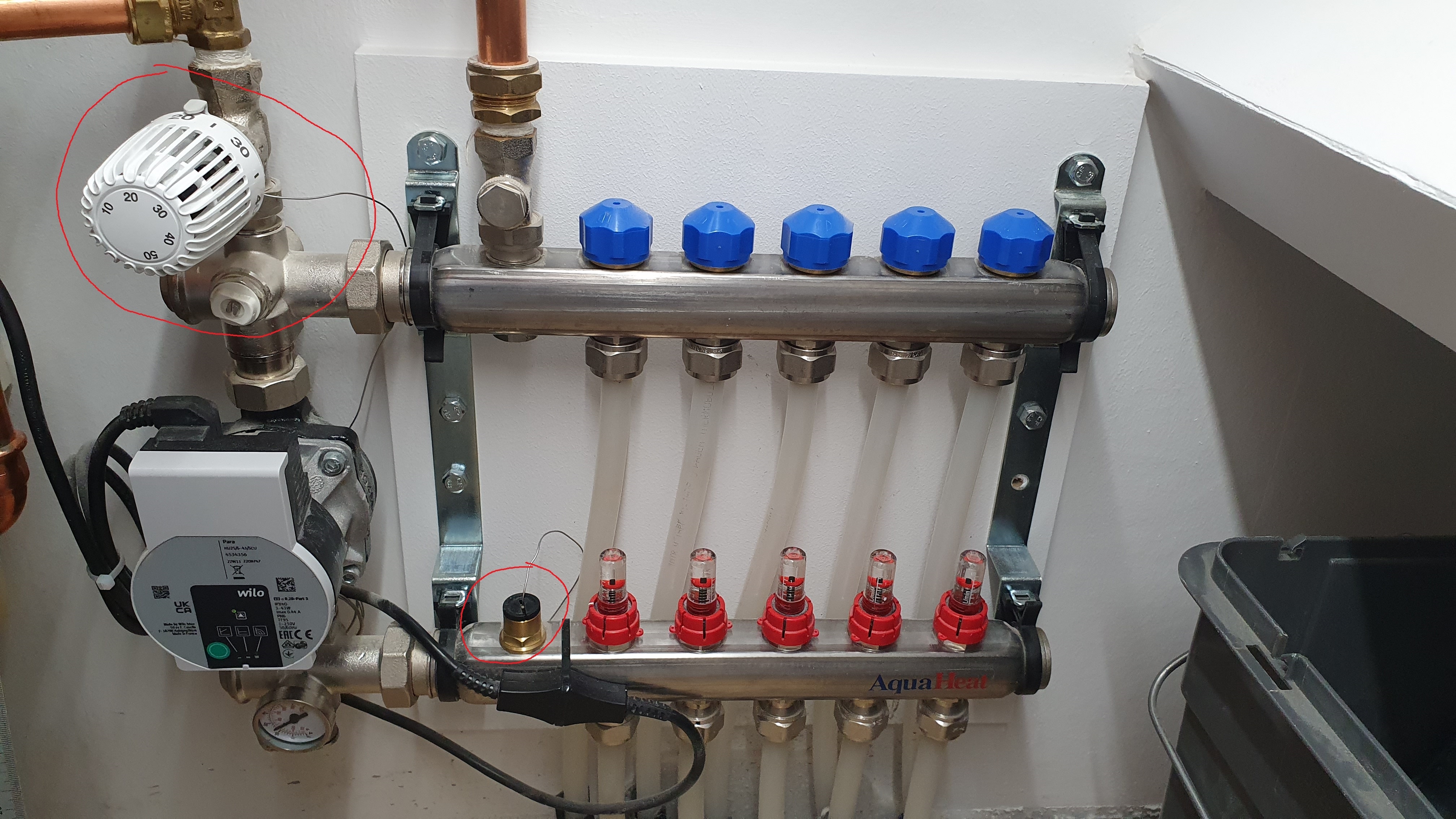 Thermostaatkraan vloerverwarmingsverdeler extern sturen - Duurzame ...