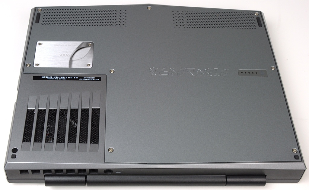 Dell Alienware M11x: gamen op buitenaardse laptop - Review - Tweakers