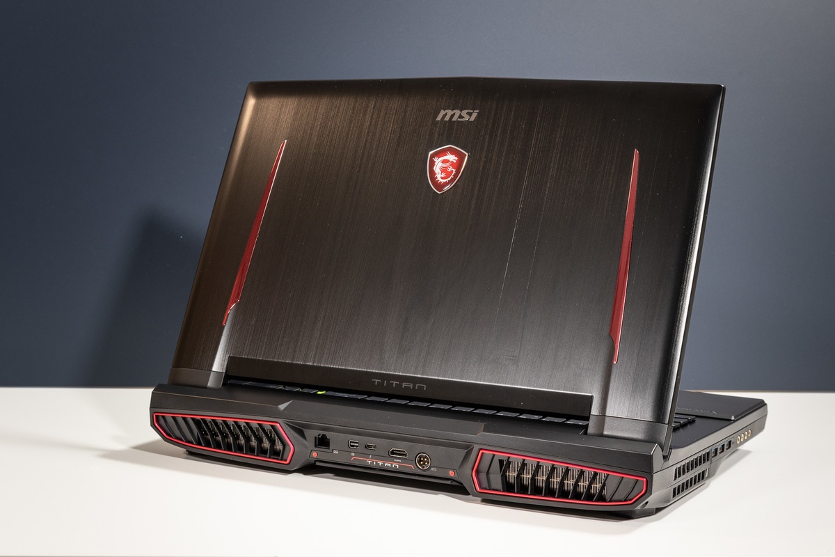 MSI GT75 Titan Review - Tweakers