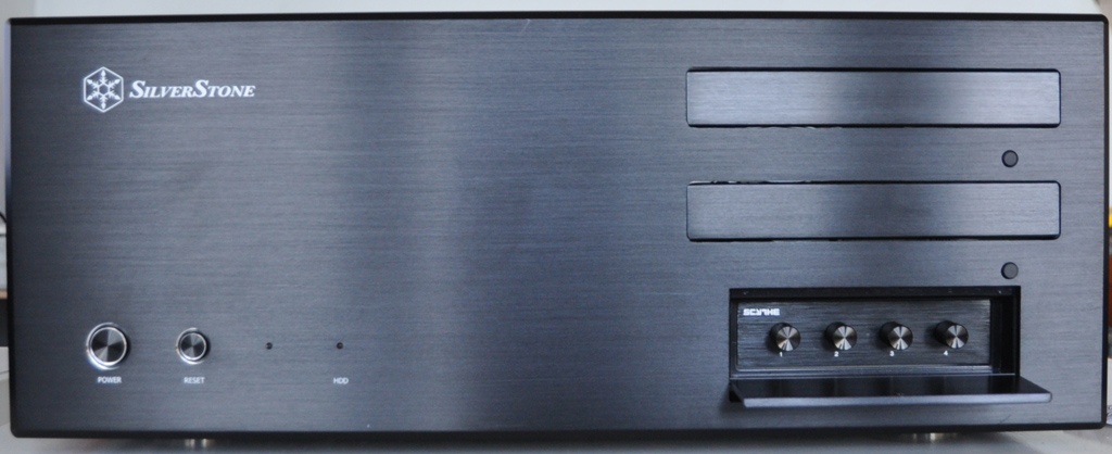 Silverstone Lascala LC17 - ONE-ONE - Product reviews - Tweakers