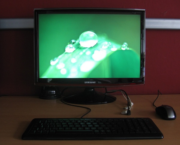 Samsung Syncmaster T220 Zwart - The Flying Dutchman - Product reviews ...