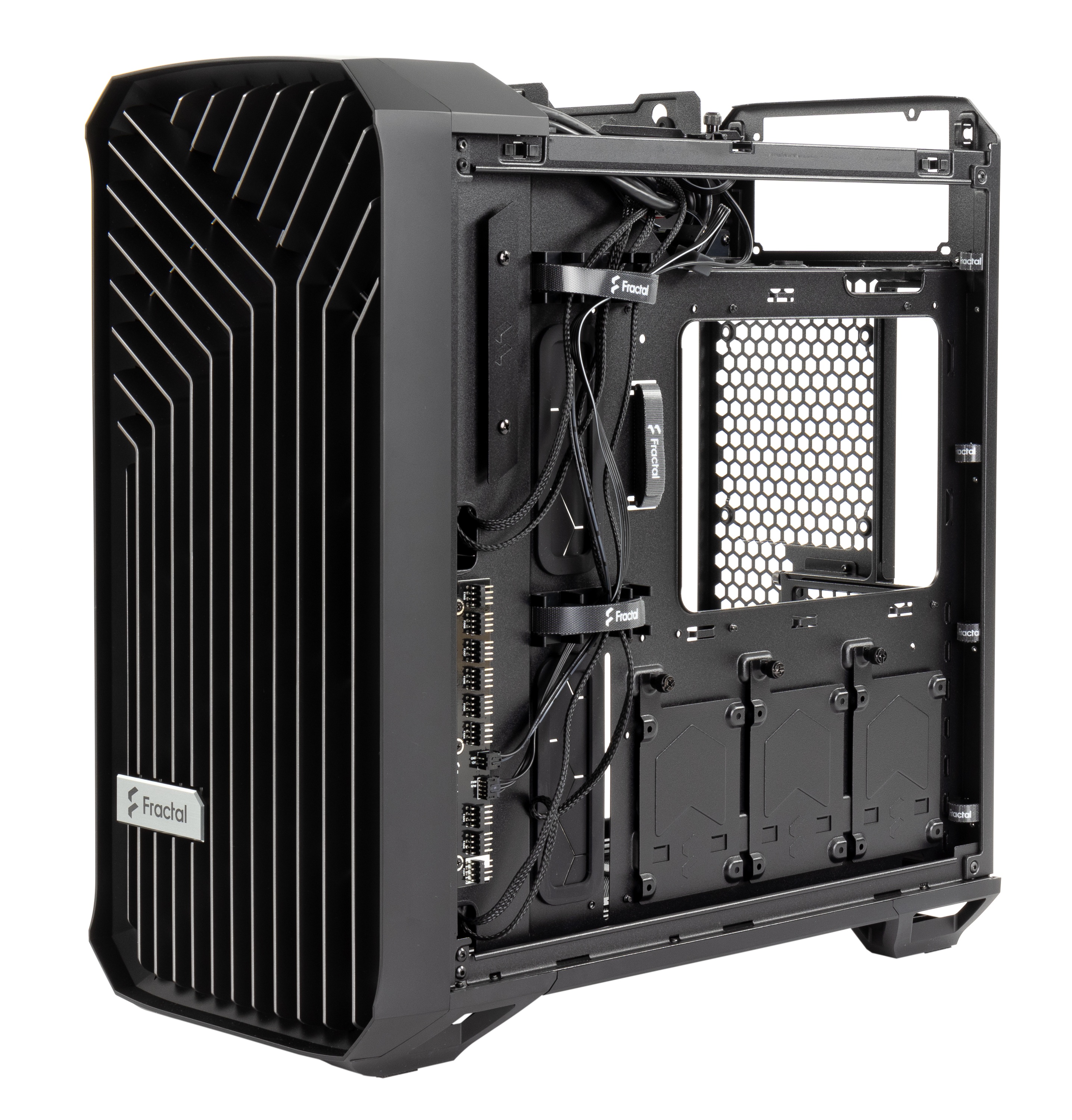 Fractal Design Torrent Compact en Nano getest met nieuwe tes - Tweakers