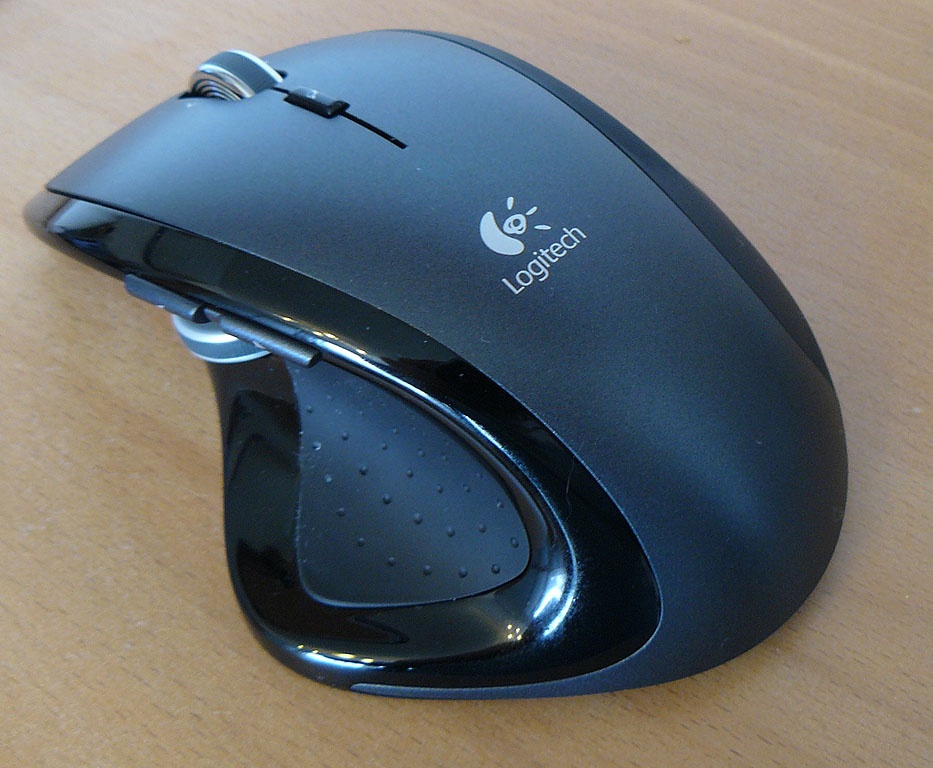 Logitech Cordless Desktop MX 5500 Revolution - Megaflix - Product ...