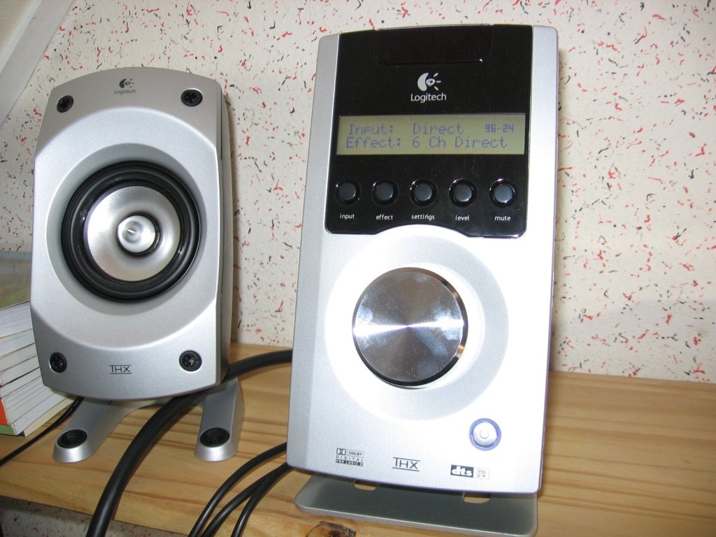 Logitech Z-5500 Digital - Anoniem: 107502 - Product reviews - Tweakers