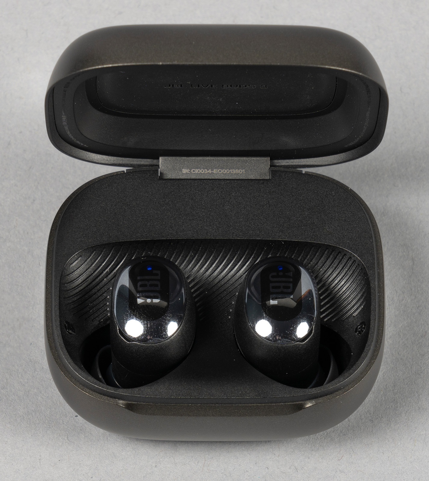 JBL Live 3-serie in-ears Review - Tweakers