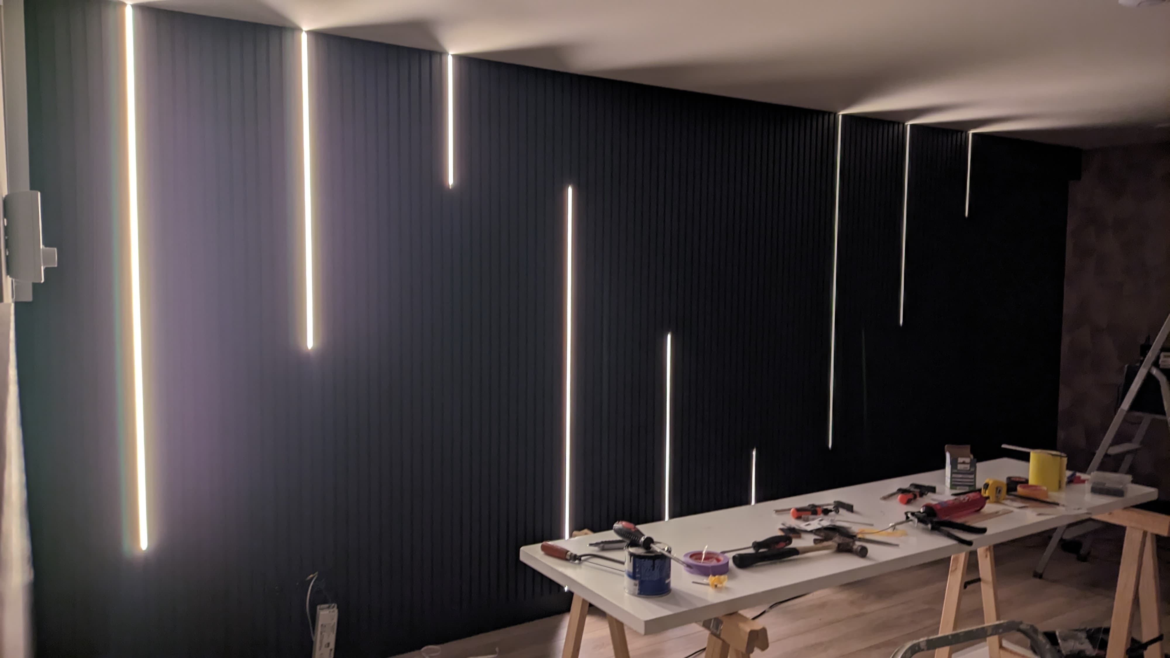 LED strips voor (akoestische) lattenwand - Bouwen en klussen - GoT