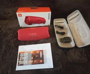 JBL Charge 5 Rood Bluetooth speaker compleet met Beschermhoes ...