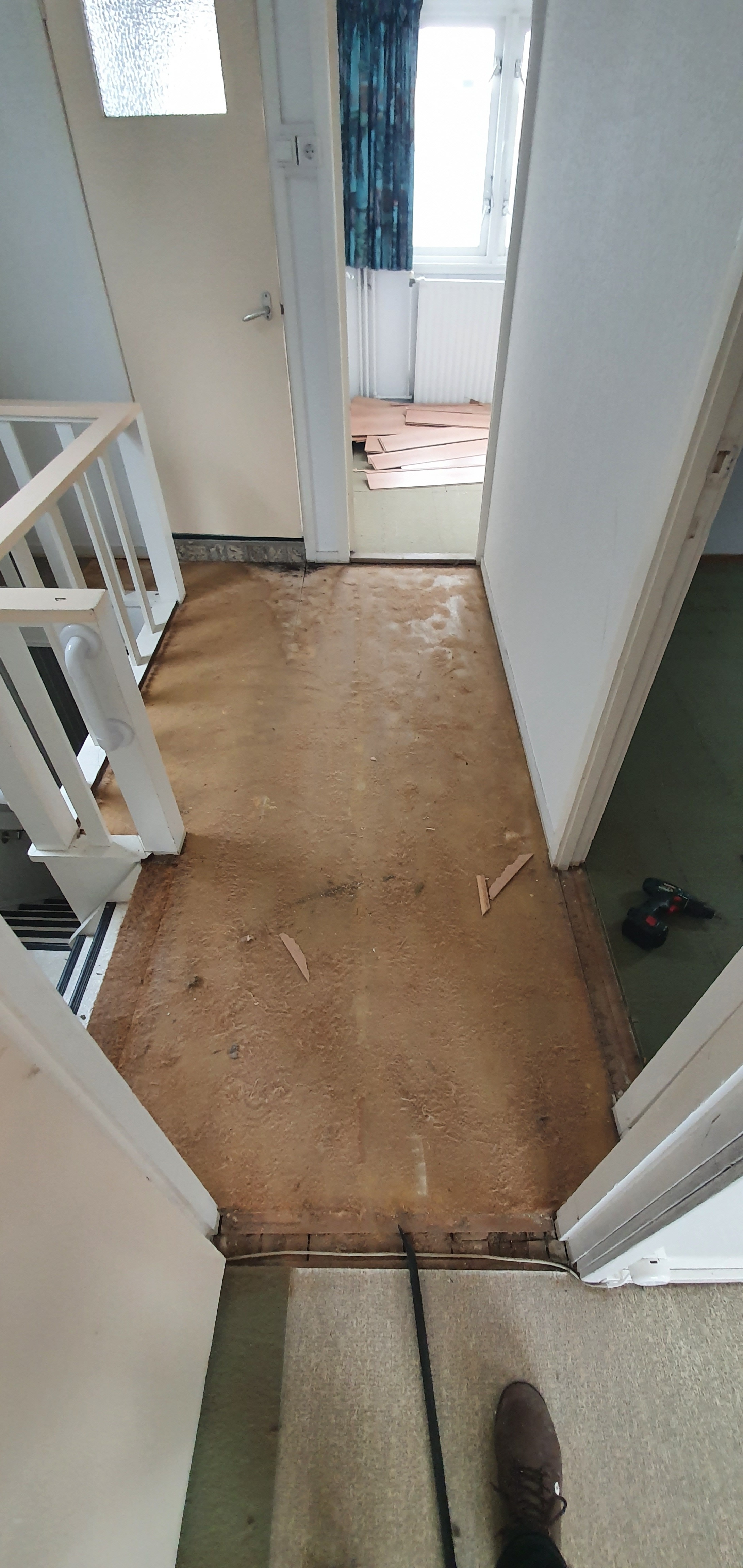 Asbest in zeil/vinyl vloer? - Bouwen en klussen - GoT