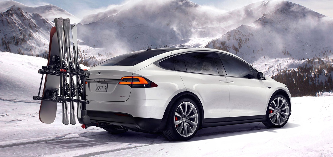Tesla brengt Model X-suv uit - Beeld en geluid - Nieuws - Tweakers