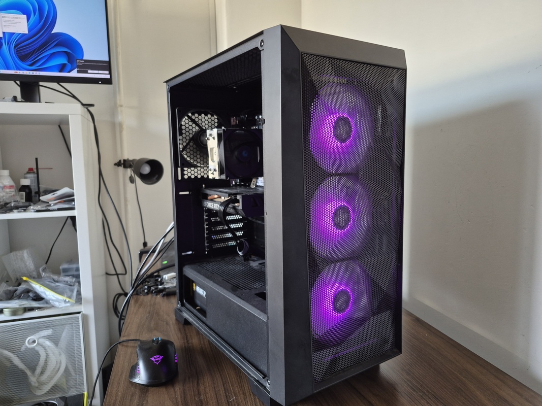Gaming PC // RTX 4060 & Intel i9-11900K & 32GB // aangeboden - Vraag ...