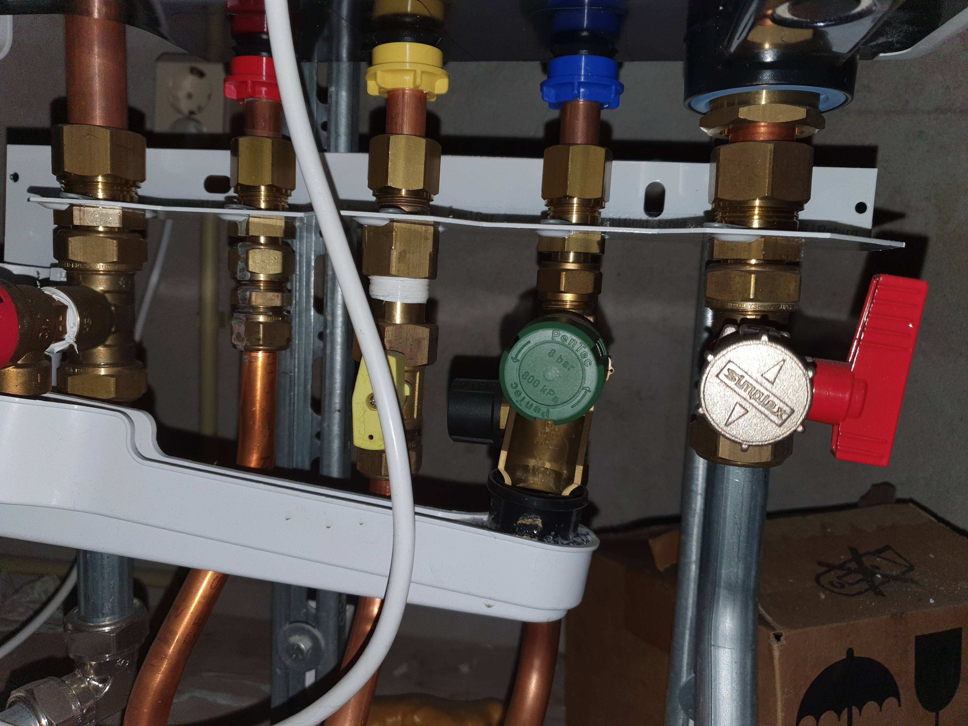 CV ketel bijvullen, welke kraan? - Bouwen en klussen - GoT