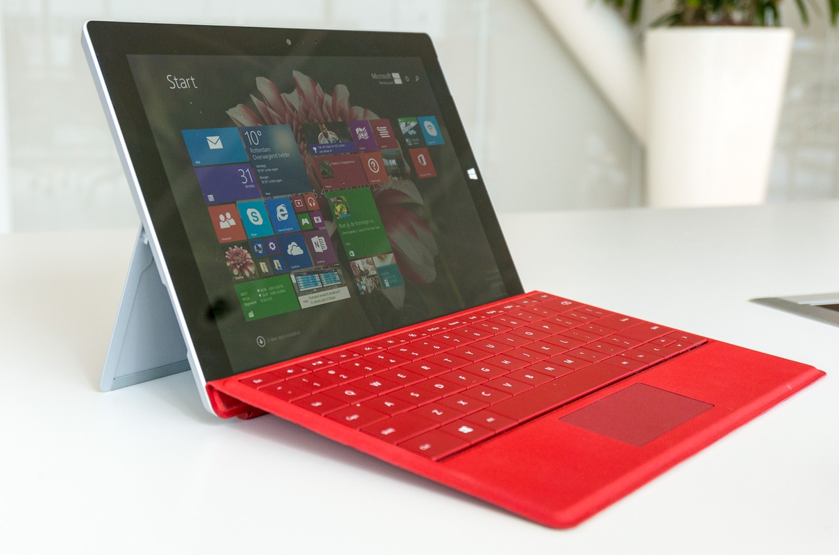 Microsoft introduceert Surface 3-tablet met 10.8"-scherm - Tweakers