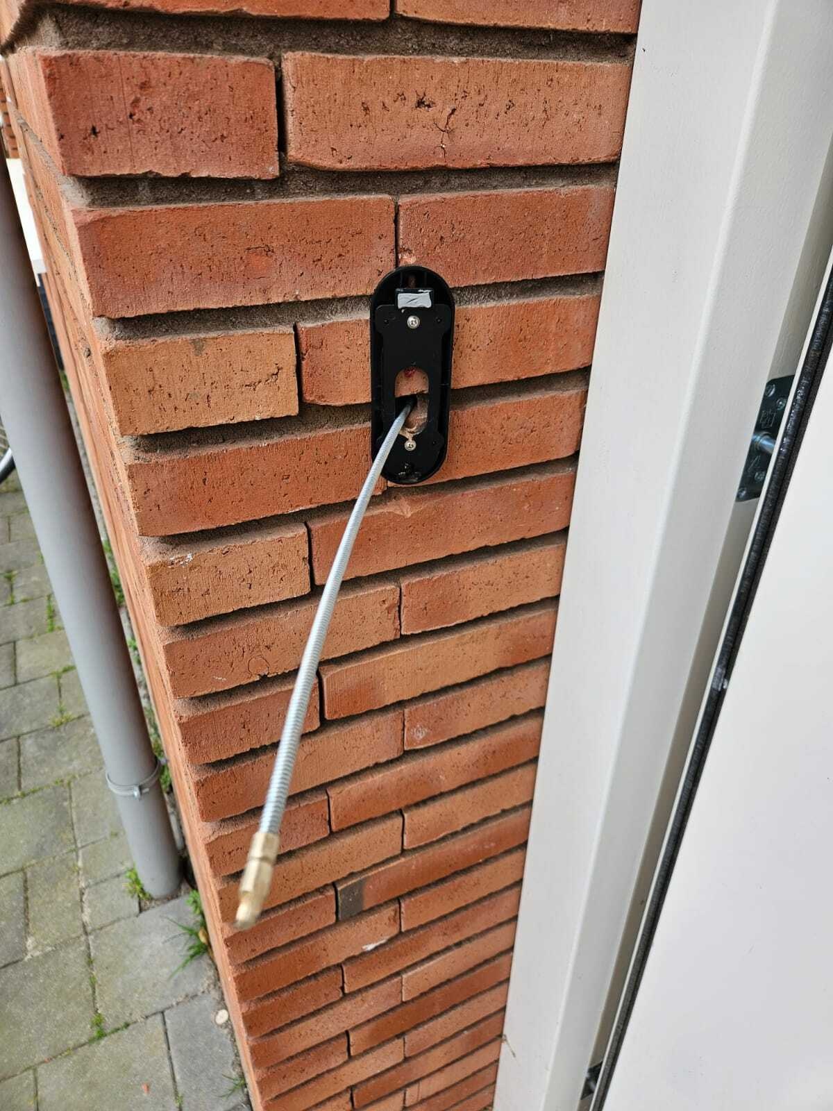 Flexibele kabelbuis 'in' de muur gevallen - Bouwen en klussen - GoT