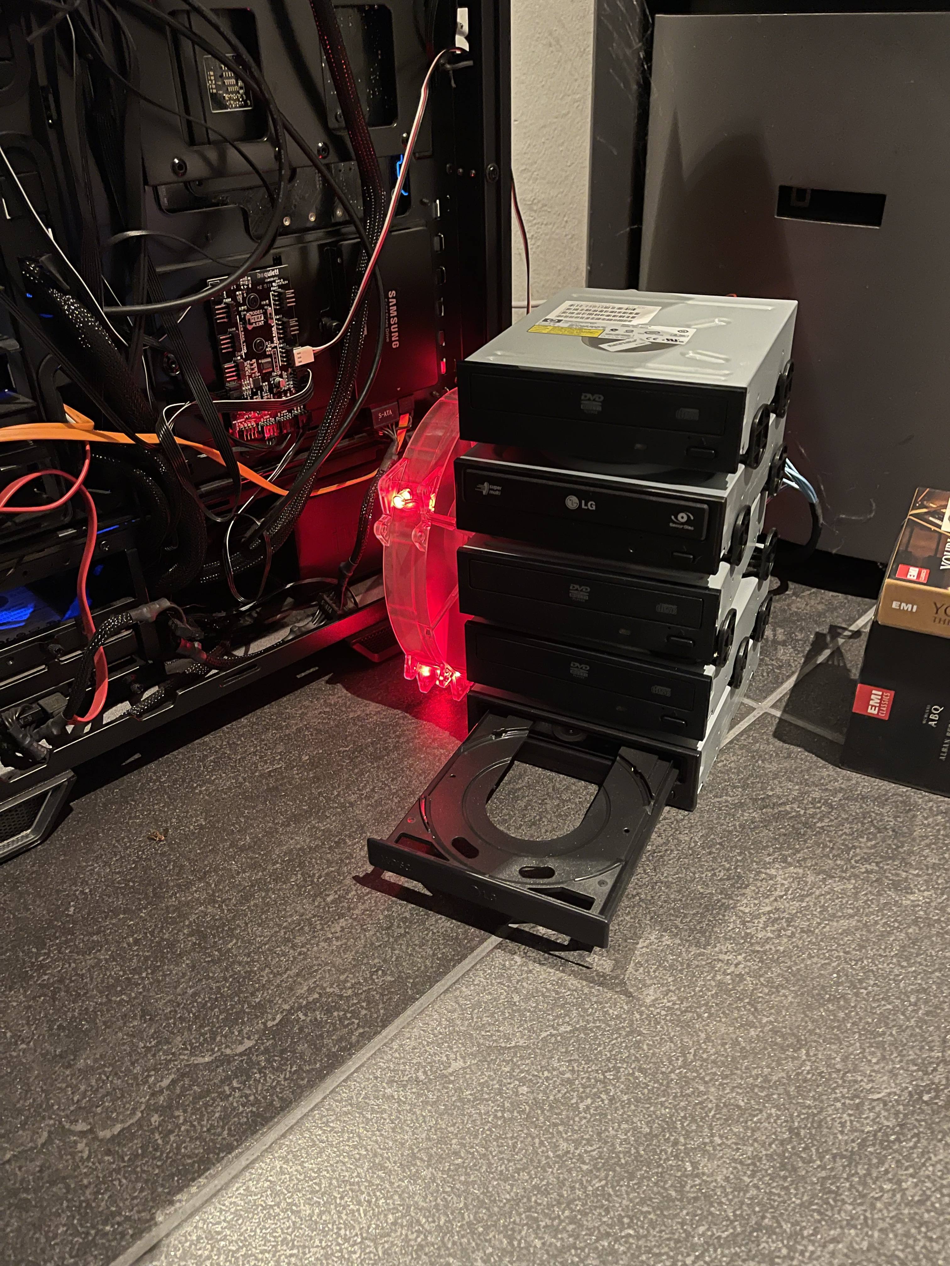 CD -tower voor rippen - Audio en hifi - GoT